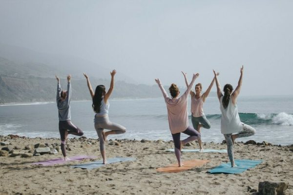 How to theme your yoga classes - YogaEasy